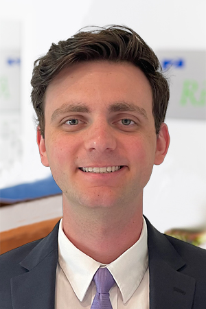 Kyle Davis | Analyst | The Riverside Company | Los Angeles | www ...